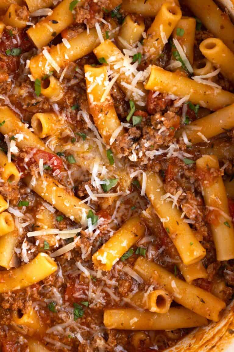 One Pot Ground Beef Pasta Recipe (30 minute dinner!) - Borrowed Bites