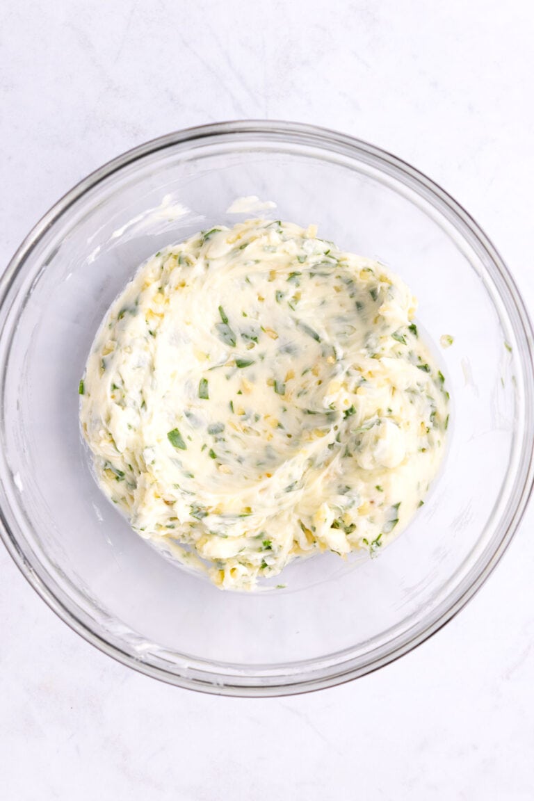 Simple Garlic Bread With French Bread